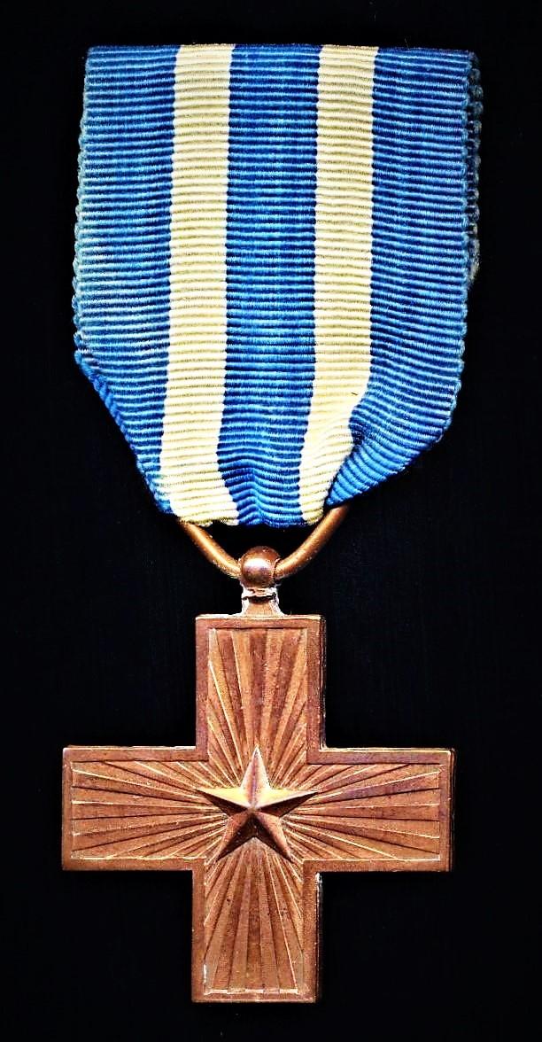 Aberdeen Medals | Italy (Kingdom): War Merit Cross. 1st type (Great War)