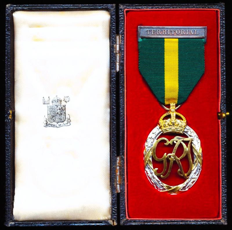 Aberdeen Medals | Efficiency Decoration. GVI first issue with integral ...