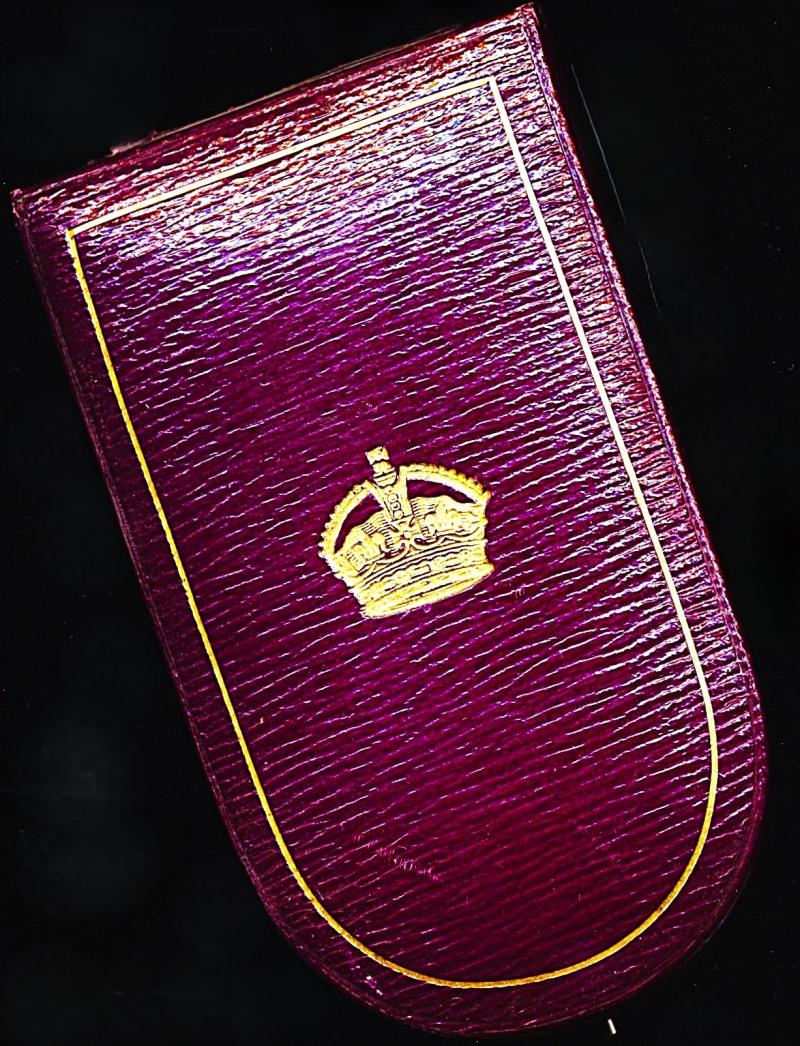 Aberdeen Medals | Military Cross: Case of issue. 1915-1936 era, and as ...